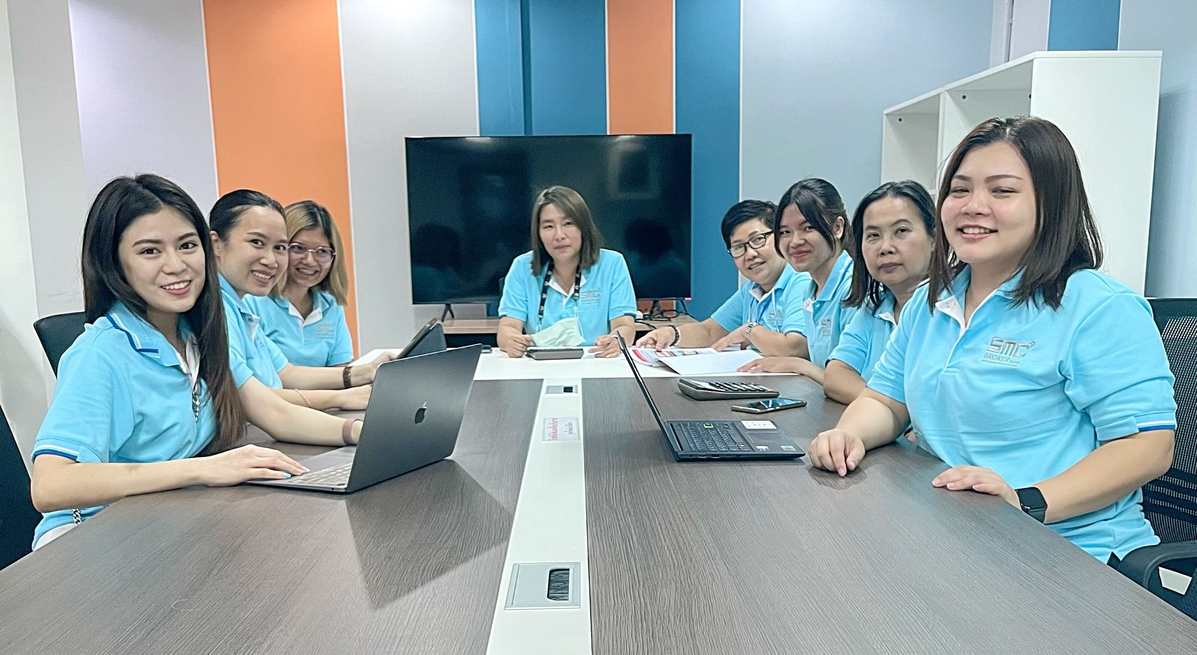 SMC Broker “เพื่อนซี้ พิทักษ์ภัย” – ที่ปรึกษาประกันภัยครบวงจร